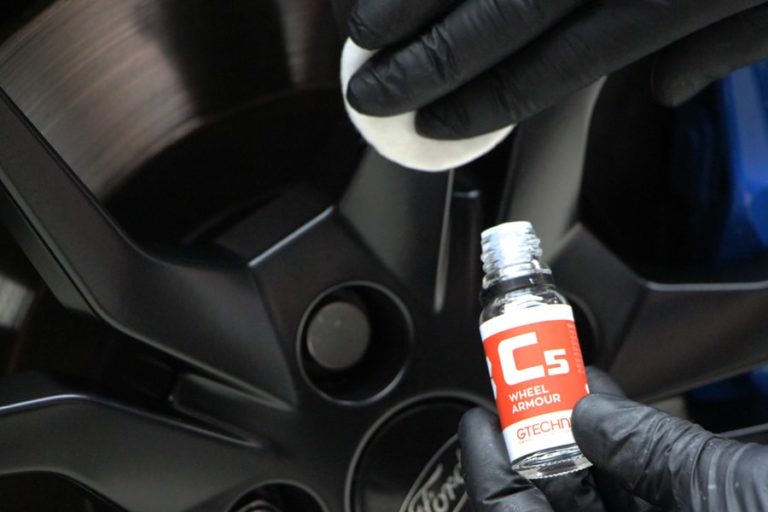 Ceramic Coatings - Gtechniq USA